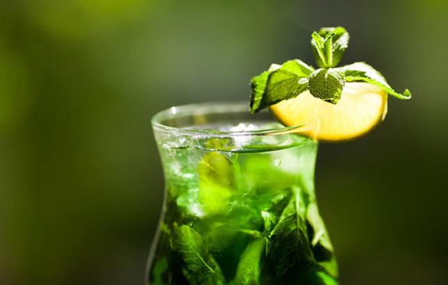 SUPER OSVJEŽAVAJUĆA: Limunada sa mentom